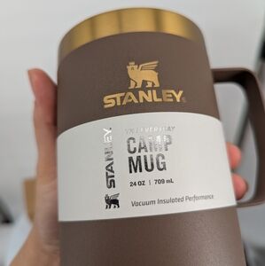 Stanley | Kitchen | New Stanley Stay Hot Camp Coffee Mug Coffee Cup 24 ...